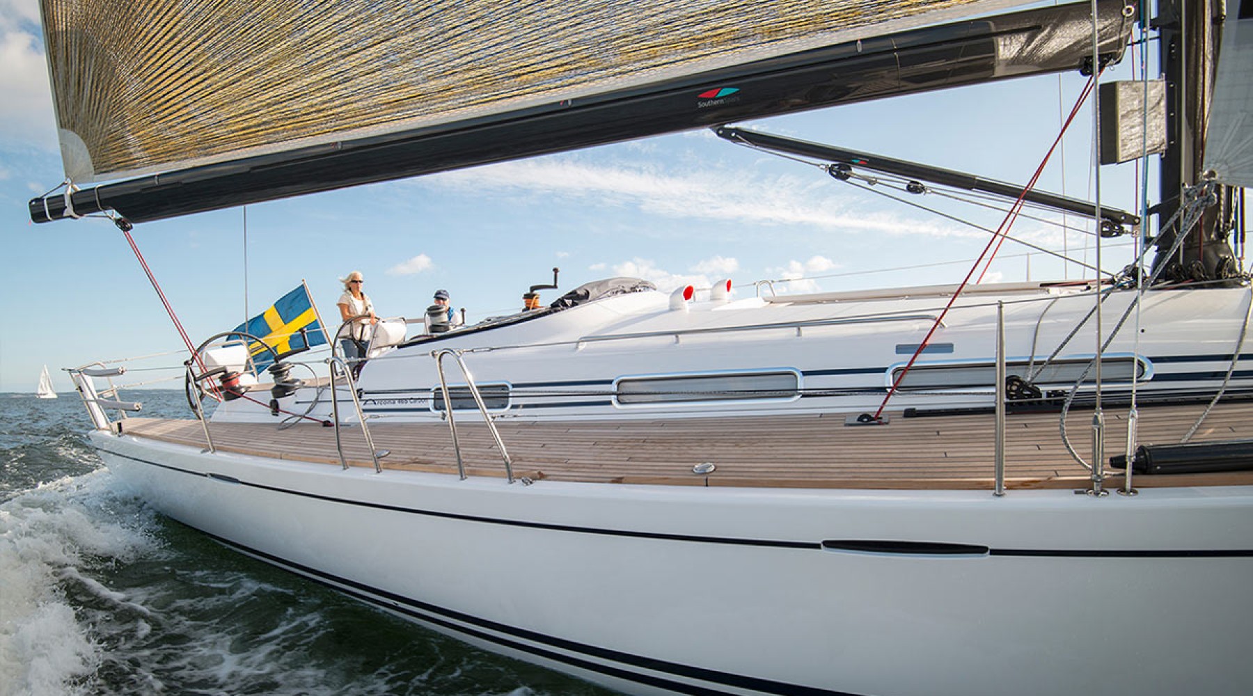 ARCONA 465 CARBON - GLORIOUSLY RESPONSIVE